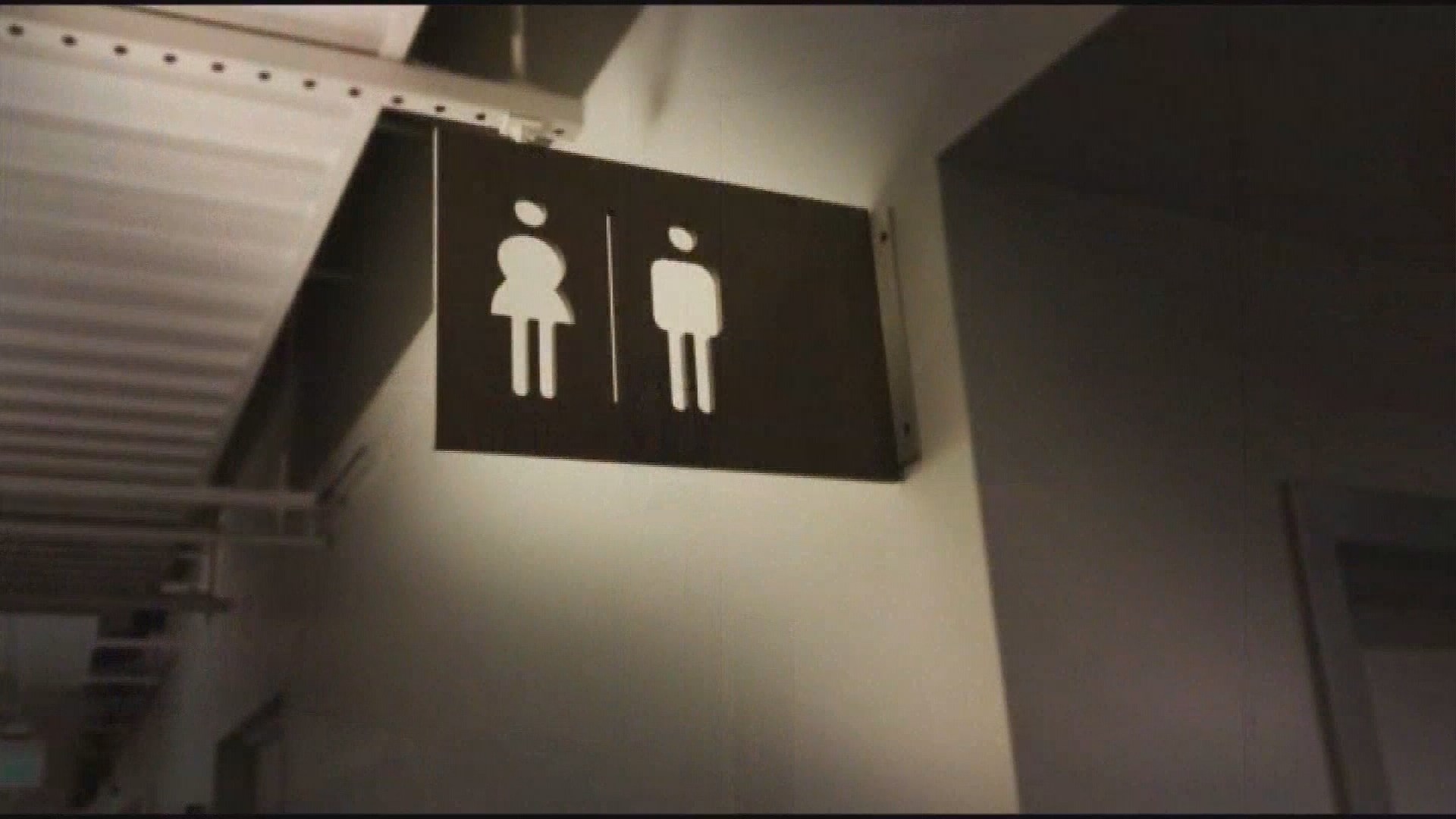 Pastor: Texas' Abbott urges churches to back 'bathroom bill' | kvue.com Pastor: Texas' Abbott urges churches to back 'bathroom bill' | kvue.com